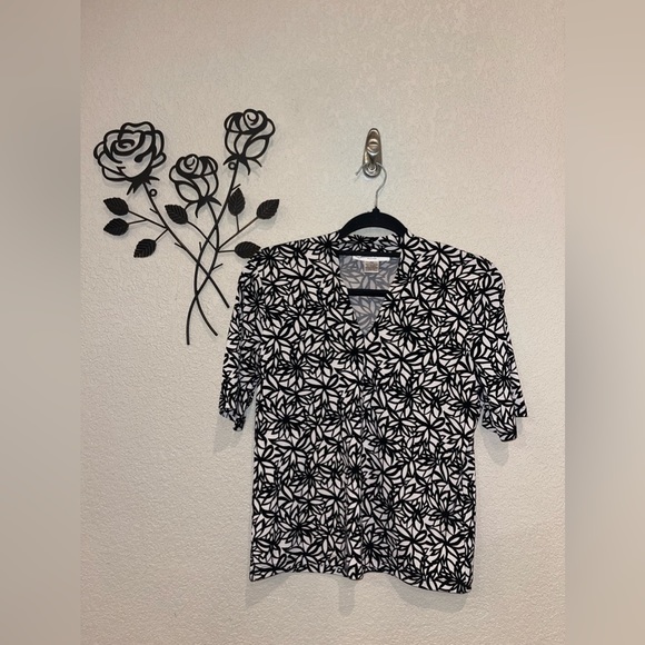 Judith Hart | Tops | Judith Hart Womens Sz Mp Blouse Black White Floral ...